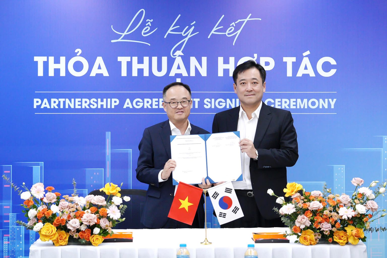 Woori Bank and Lotte Finance Sign Strategic Partnership, Embracing the ...